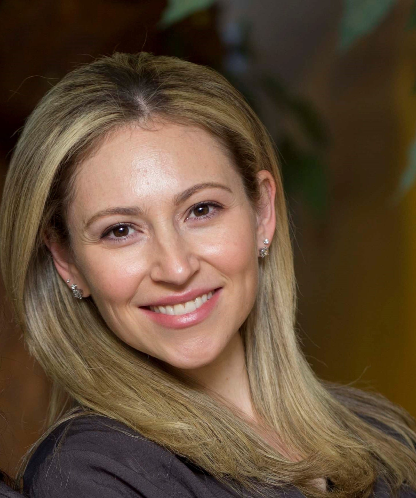 Meet Dr. Roz | Northfield Pediatric Dentistry